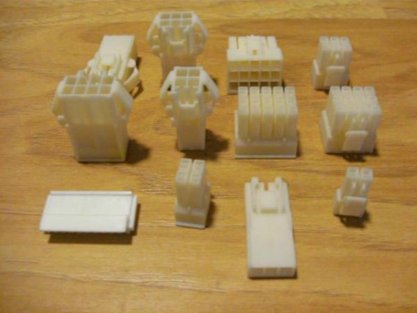 AMP UP CONNECTORS WITH WIRING ATTACHED