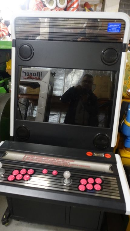 CABINETS - ARCADE MACHINES